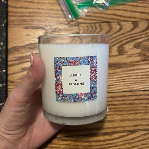 Pottery Barn | Accents | Pottery Barn Apple And Jasmine Candle | Poshmark